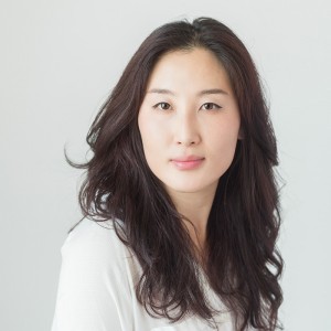 Natural Light Headshots In Studio | Pro Headshots Vancouver – Headshots ...